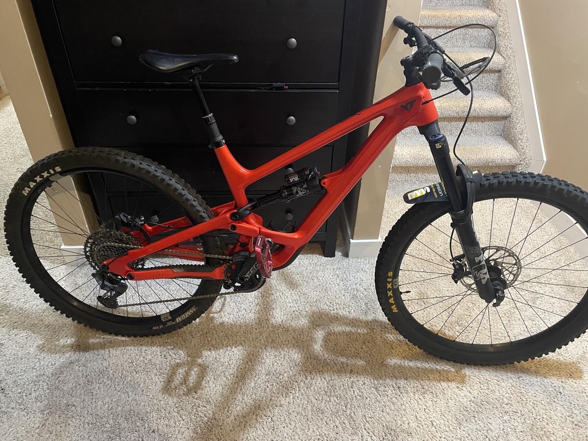 2022 YT Capra