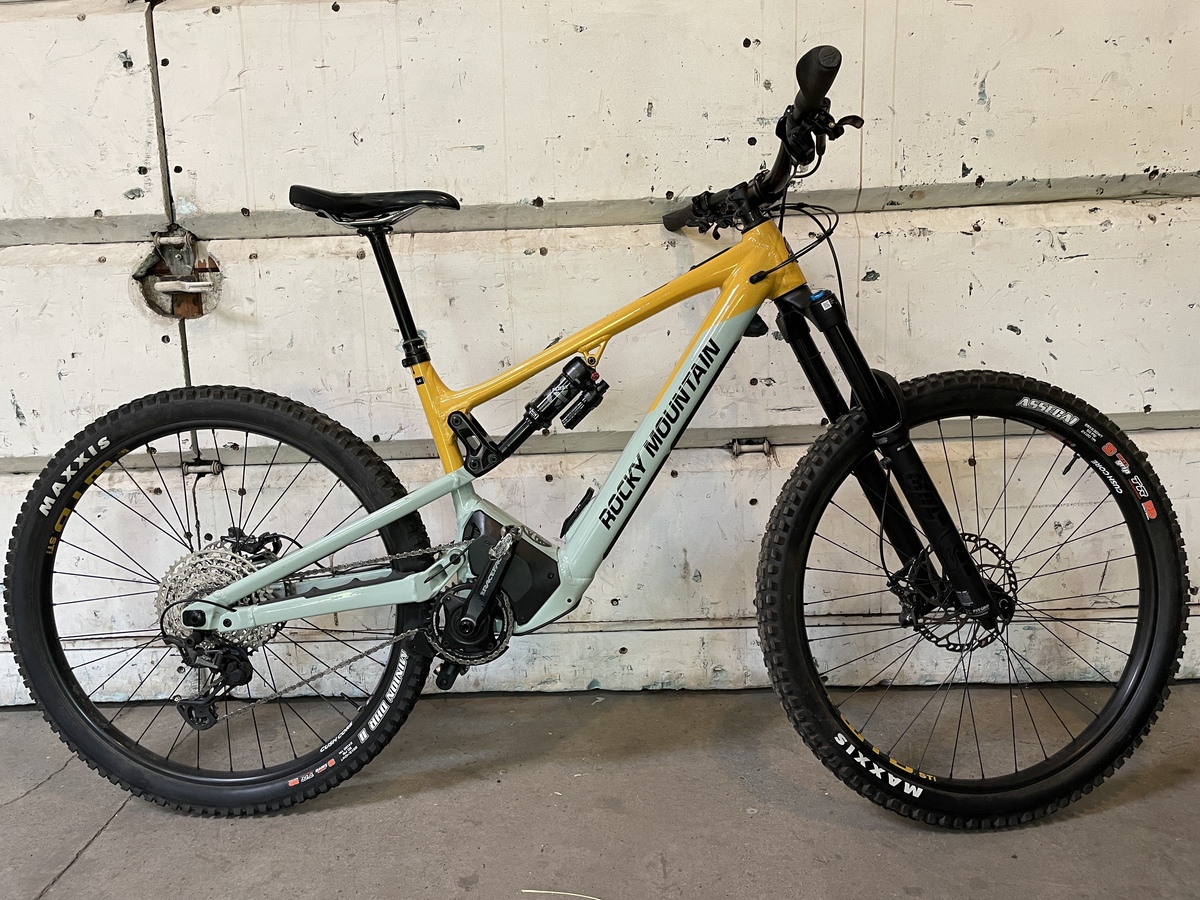 2023 Rocky Mountain Bicycles Altitude Powerplay A70