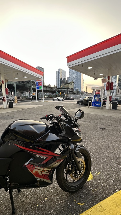 2022 Fly E-Bike RZ RZ e-skateboard