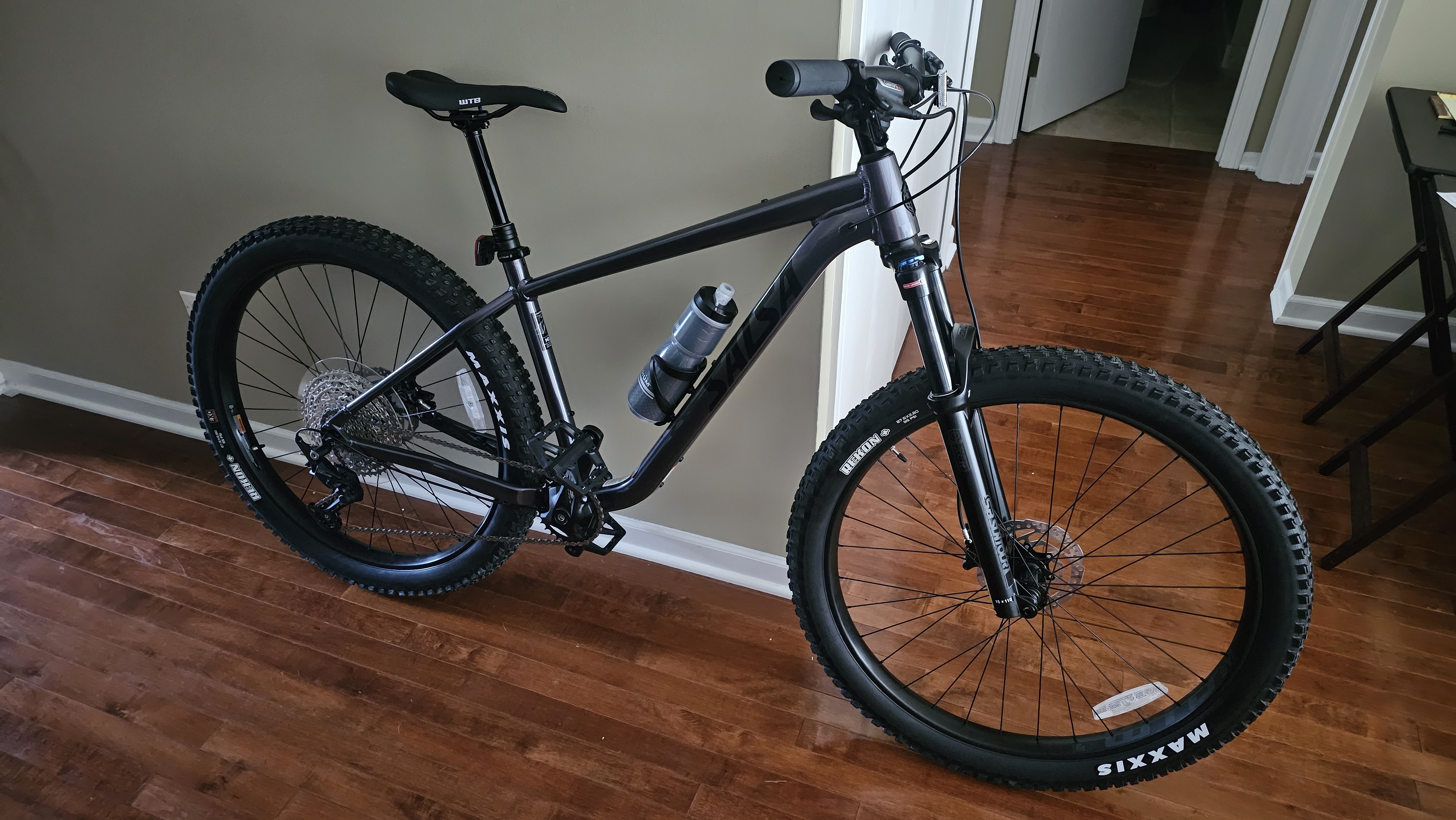 2023 Salsa Rangefinder