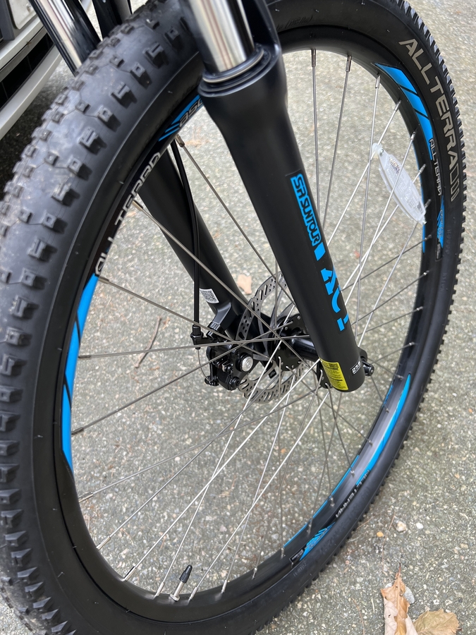 2023 GT Bicycles Aggressor Pro