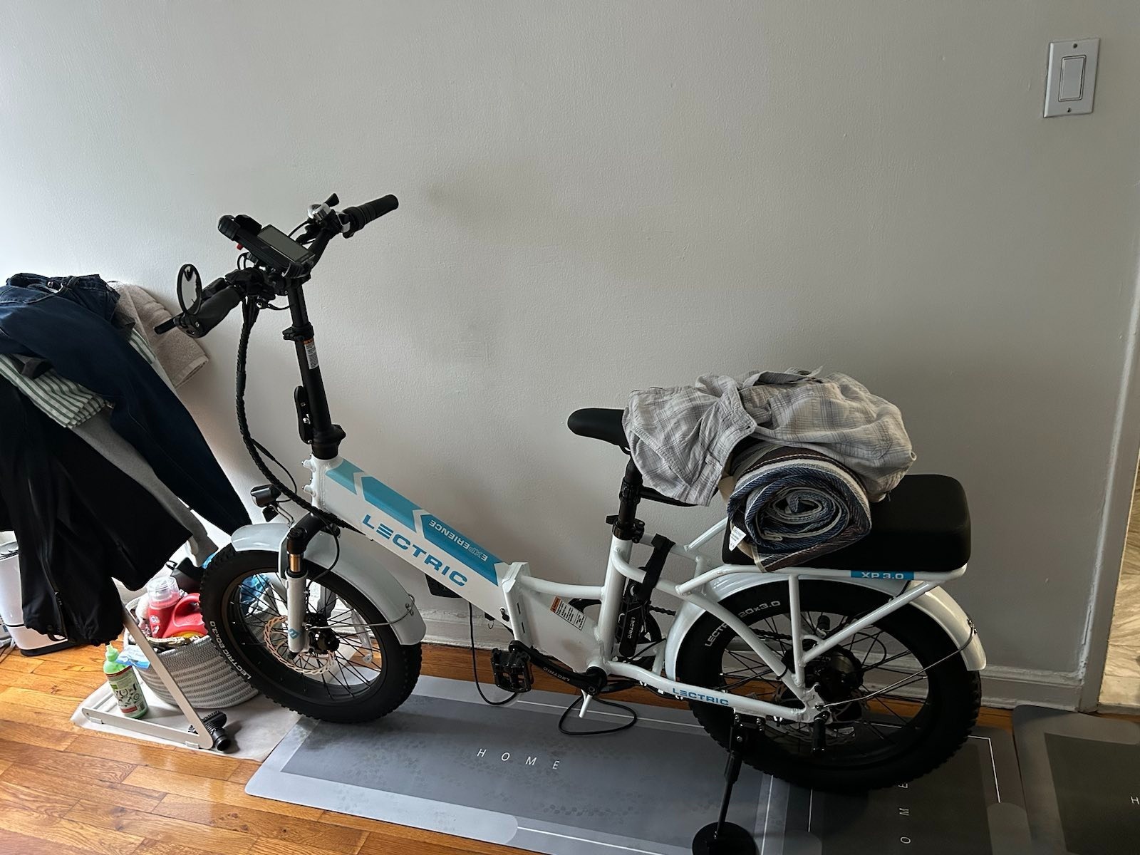 2023 Lectric Cycles Lectric XP Step-Thru 3.0 White eBike