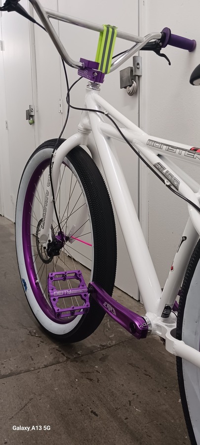 2023 SE Bikes Monster quad