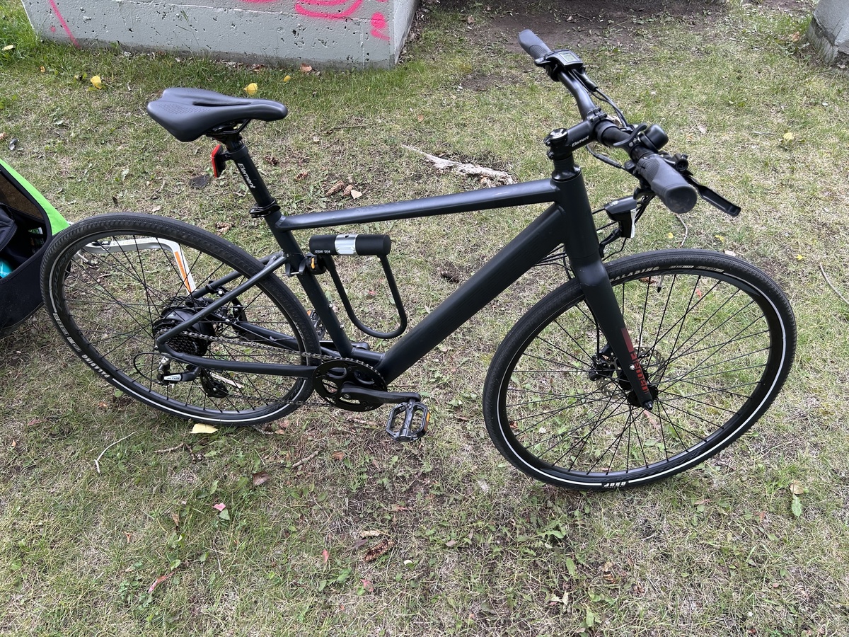 2022 Element E-Lighten 350RD 700C Hybrid E-bike