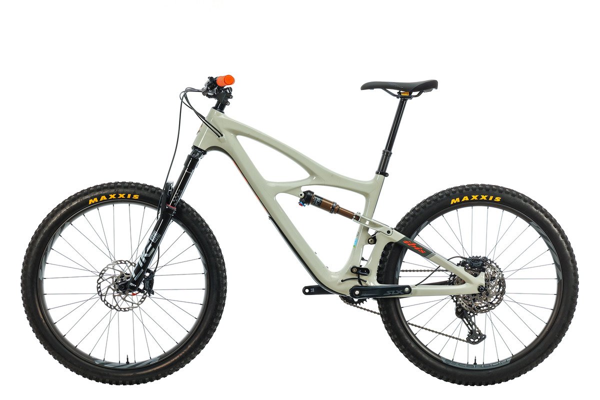 2022 Ibis Mojo 4