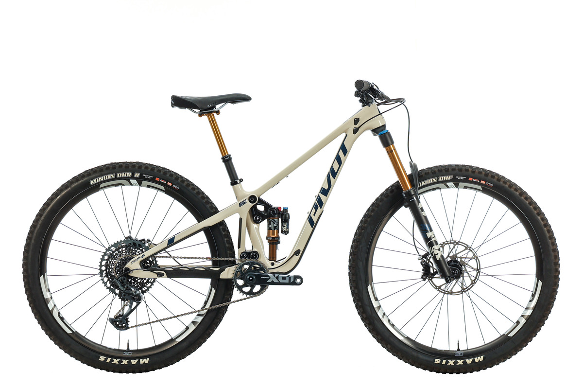 2021 Pivot Switchblade Pro