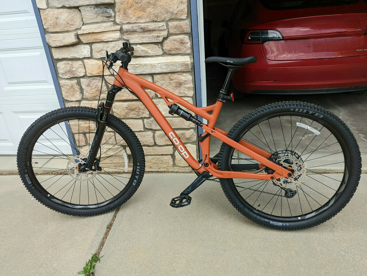 2022 REI Co-op DRT 3.3