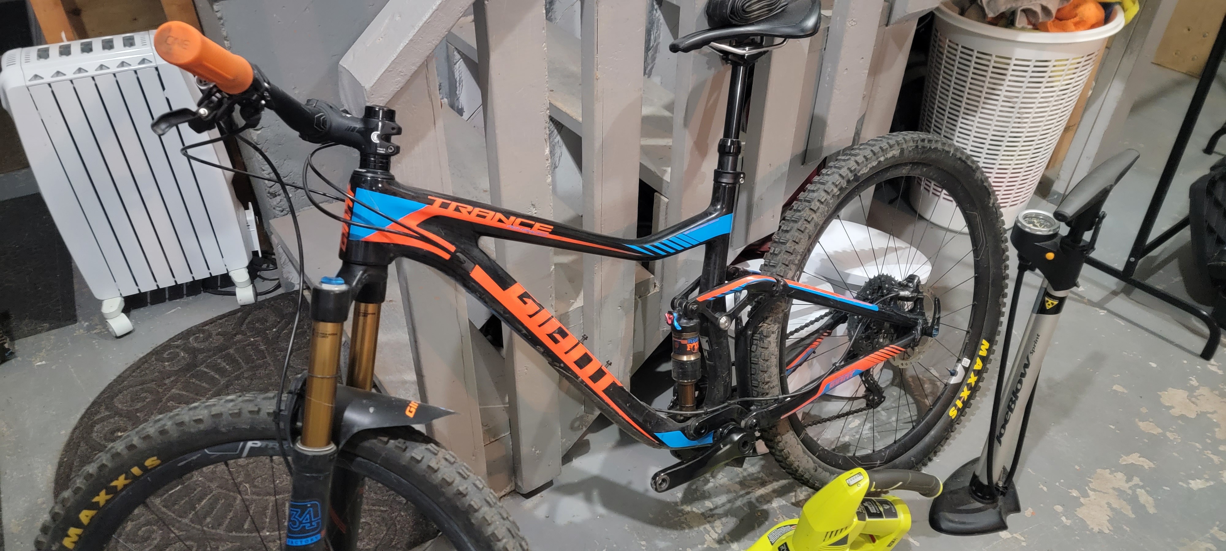 2016 Giant Trance Advanced 1