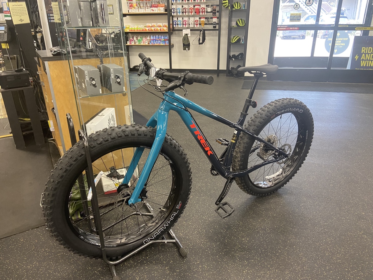 2021 Trek Farley 5