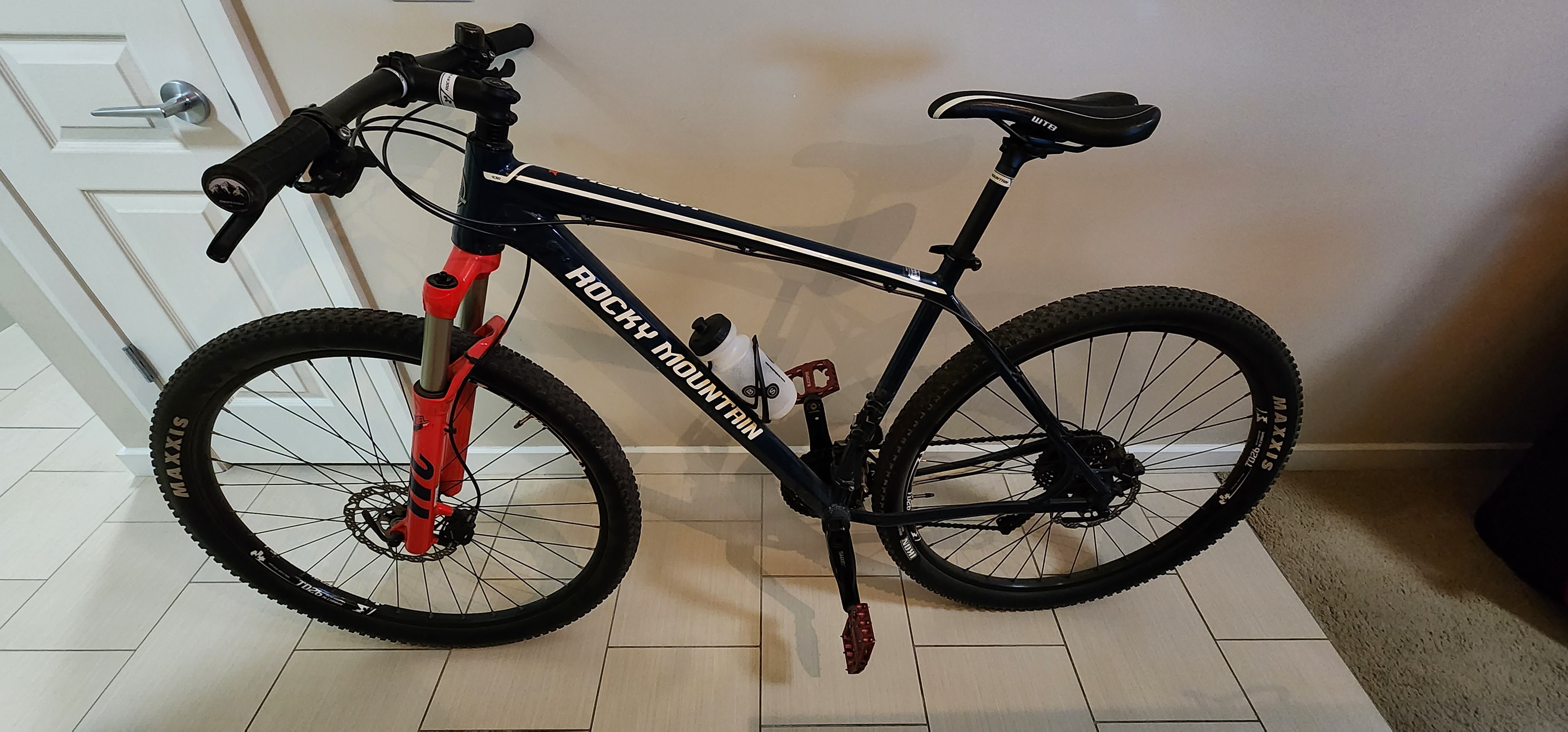 2015 Rocky Mountain Bicycles Vertex