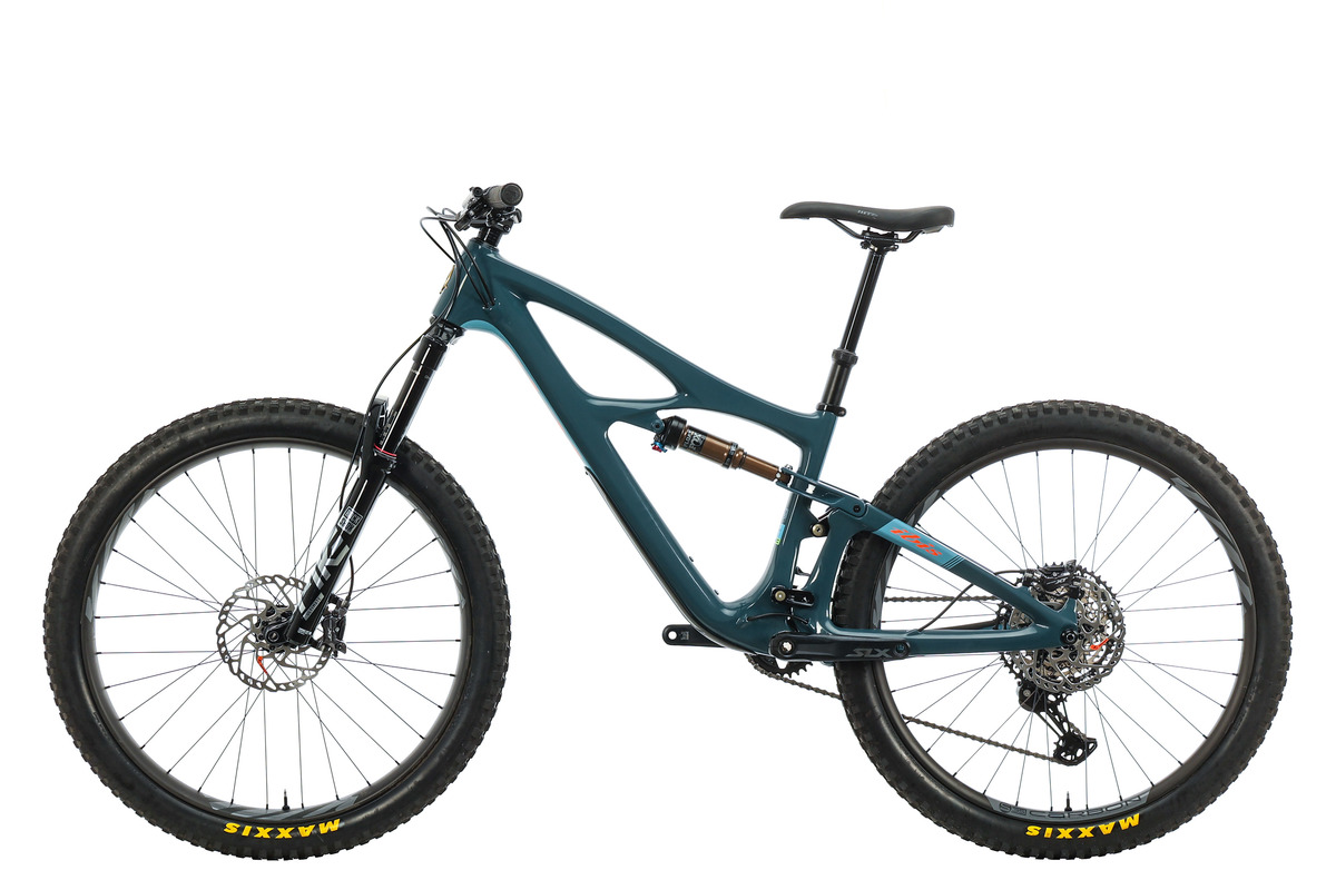 2022 Ibis Mojo 4