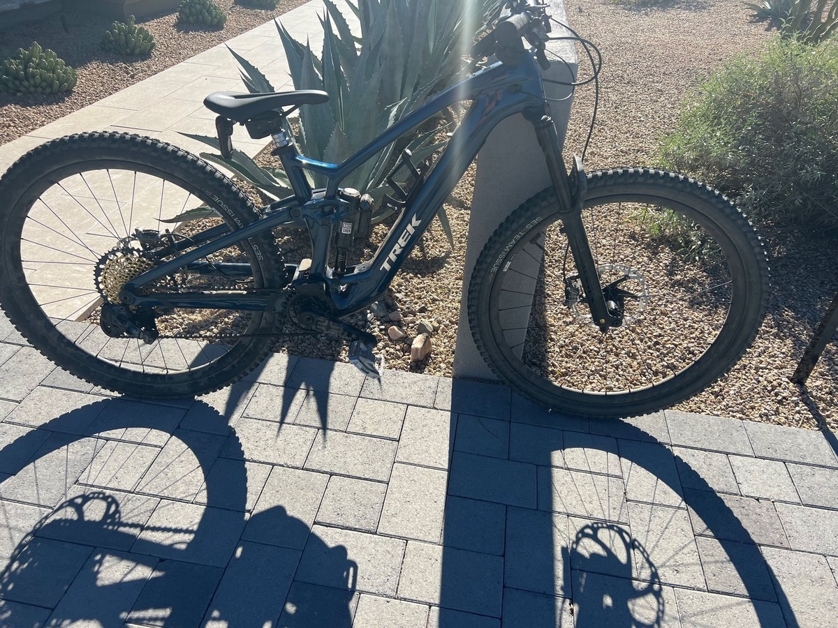 2022 Trek Fuel EX-e