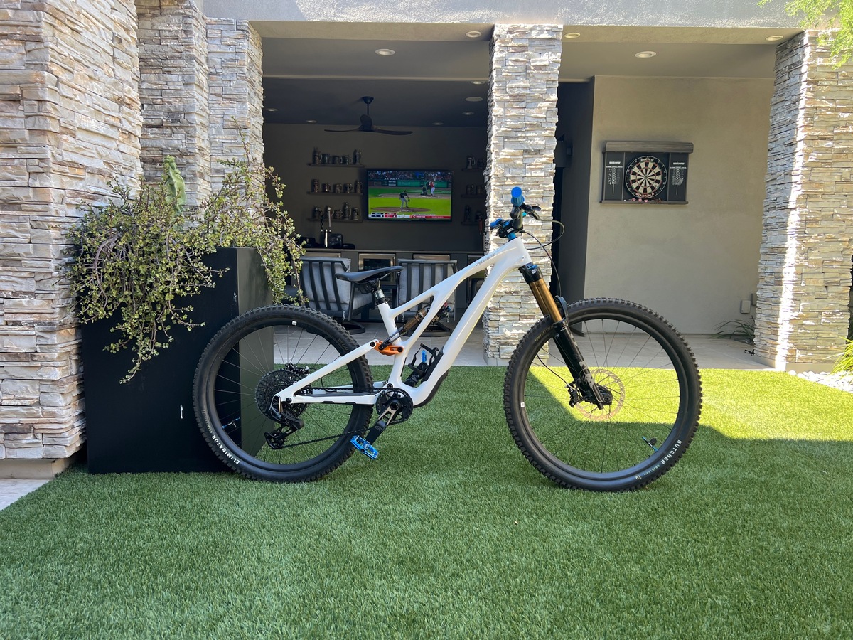 2022 Specialized Evo Pro