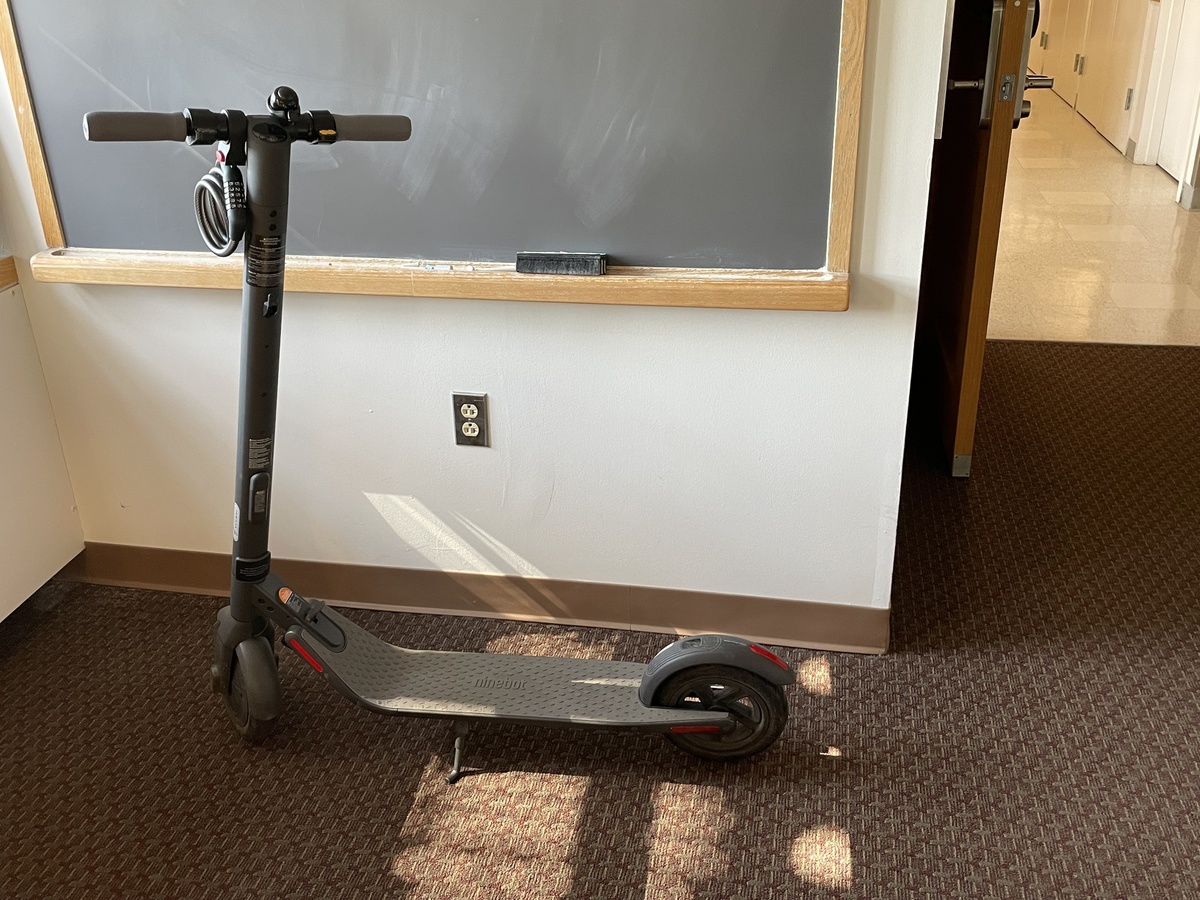 2022 Segway Ninebot Ninebot F30 e-scooter