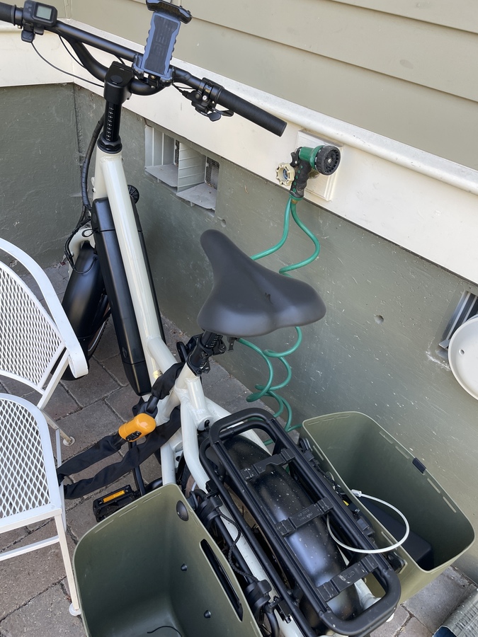 2023 Specialized Globe Haul ST cargo bike