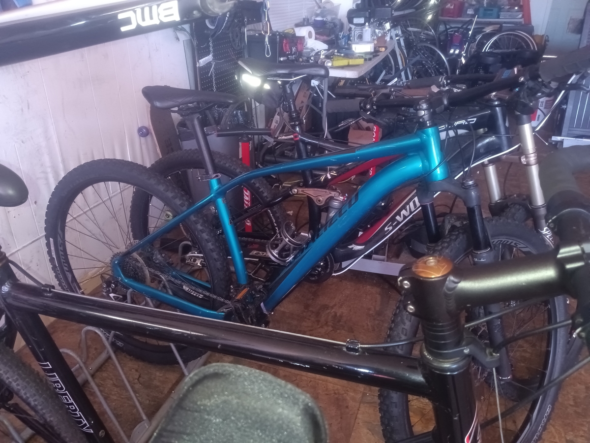 2017 Specialized Rockhopper