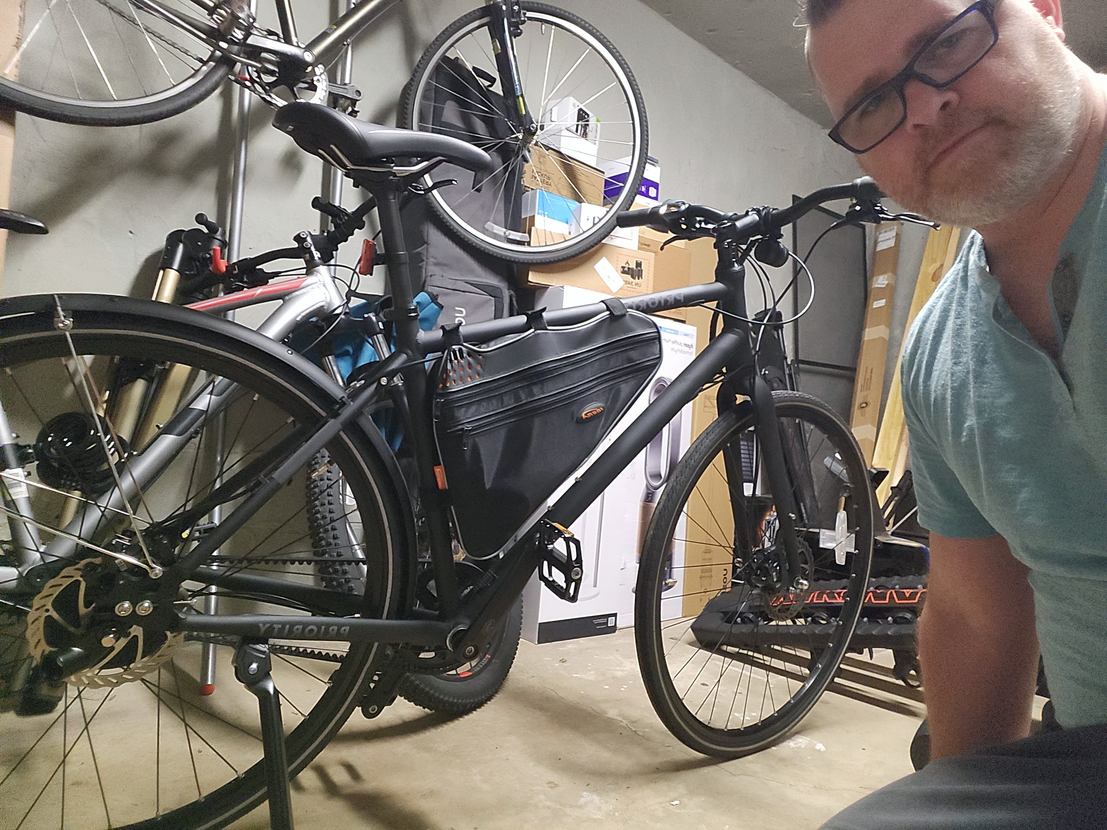 2023 Priority Bicycles Continuum Onyx