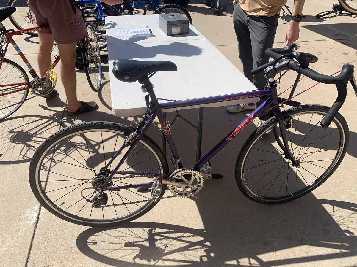 2023 Trek Multi-track 700