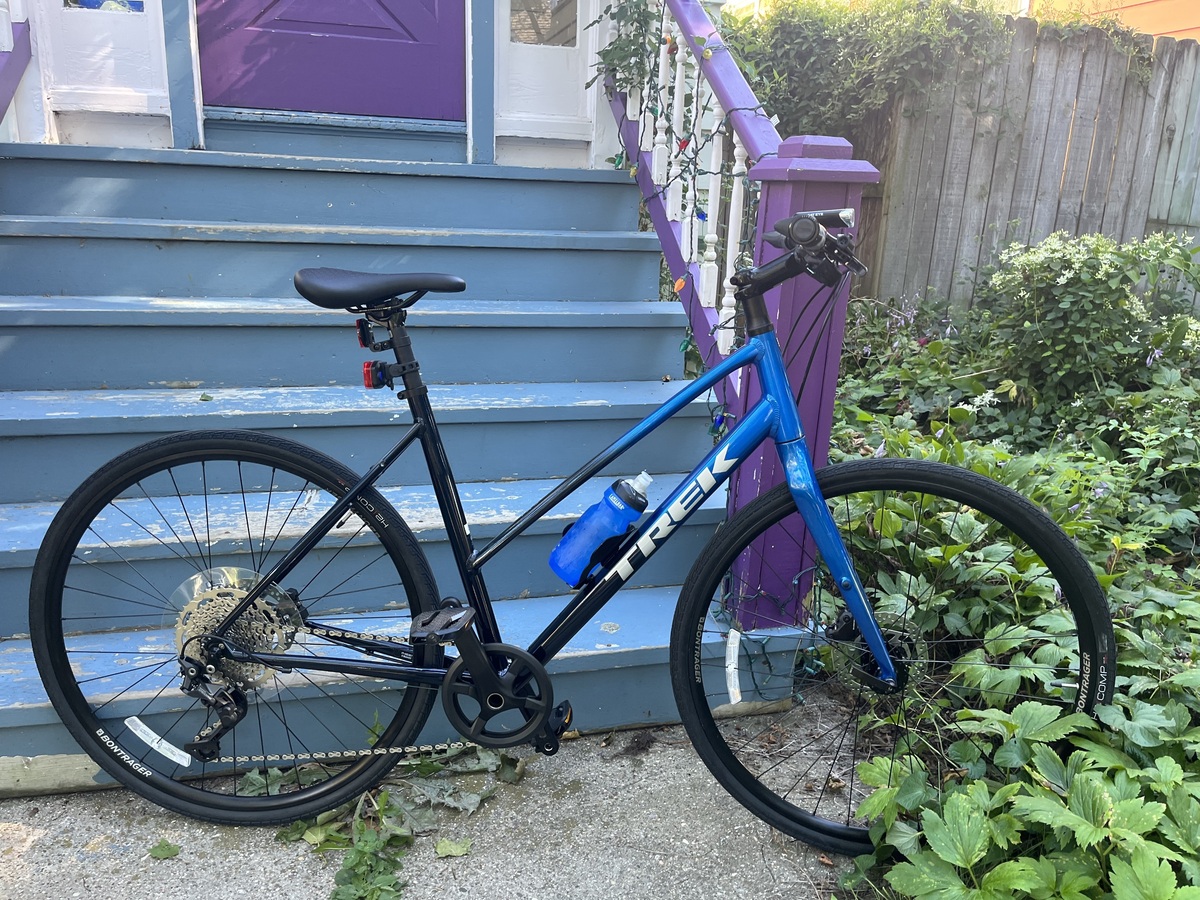 2023 Trek FX 3 DISC Stagger