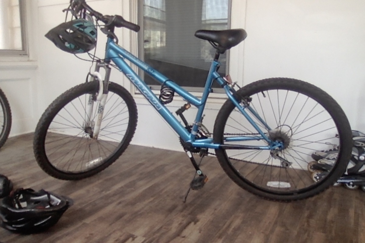 2012 Magna 8204-71