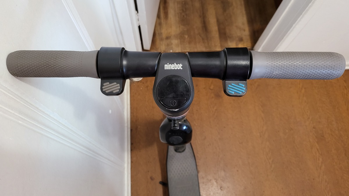 Segway Ninebot ES3 e-scooter