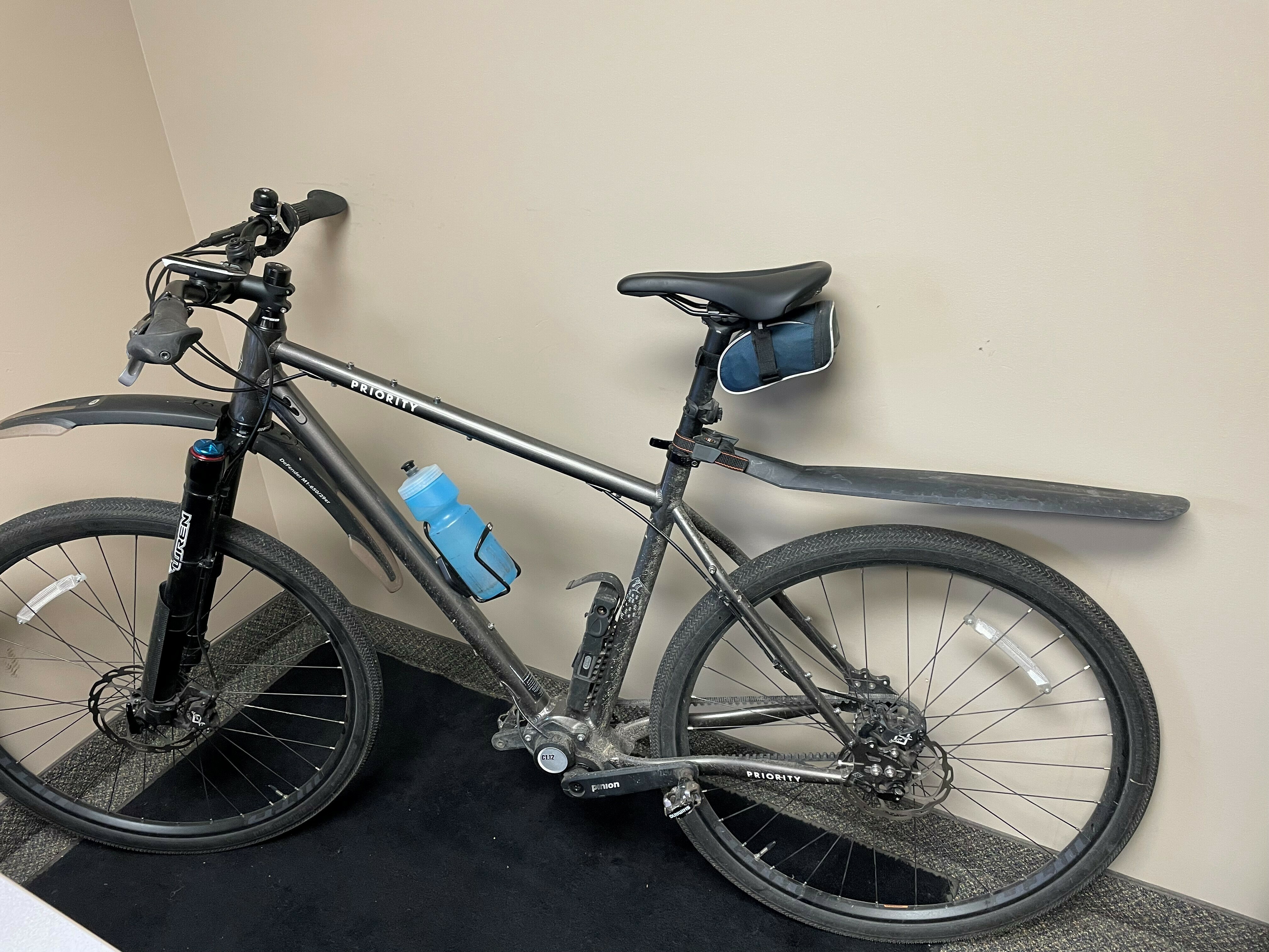 2022 Priority Bicycles 600 X