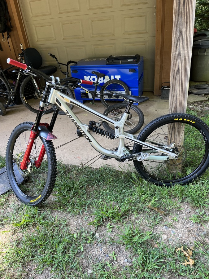 2023 Transition Bikes TR11