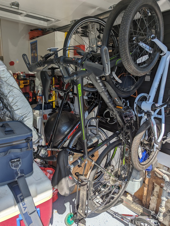 2017 Specialized Sirius comp