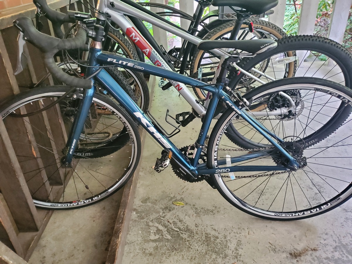 2017 KHS Bicycles Flite 280