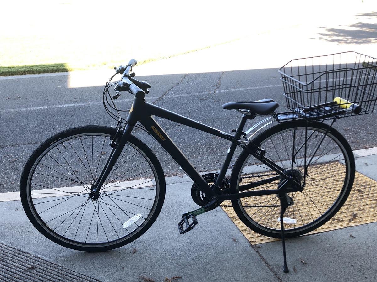 2023 Diamondback Metric 1