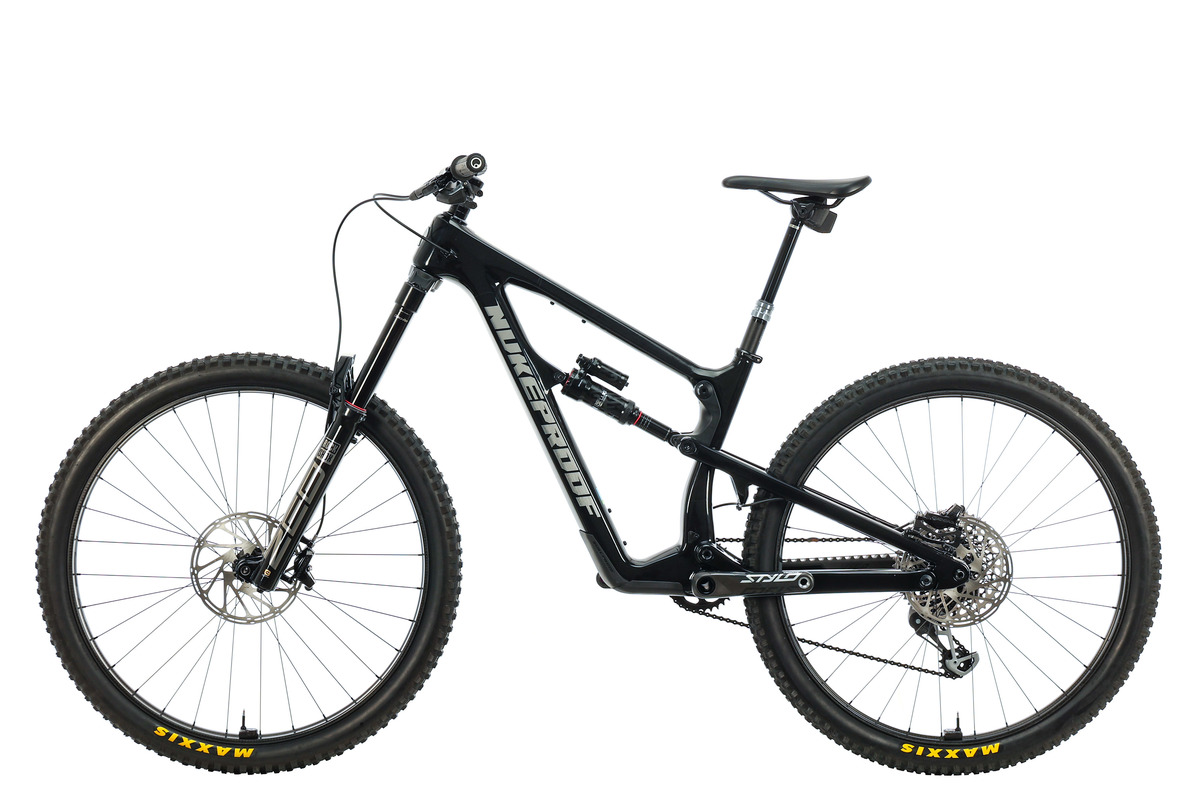 2022 Nukeproof Mega 290