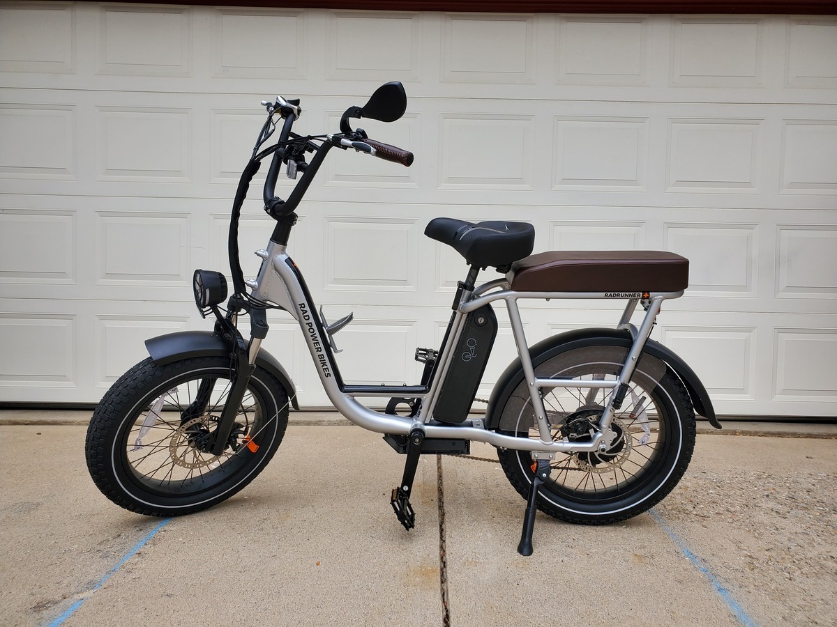 2022 Rad Power Bikes Rad Runner Plus 1
