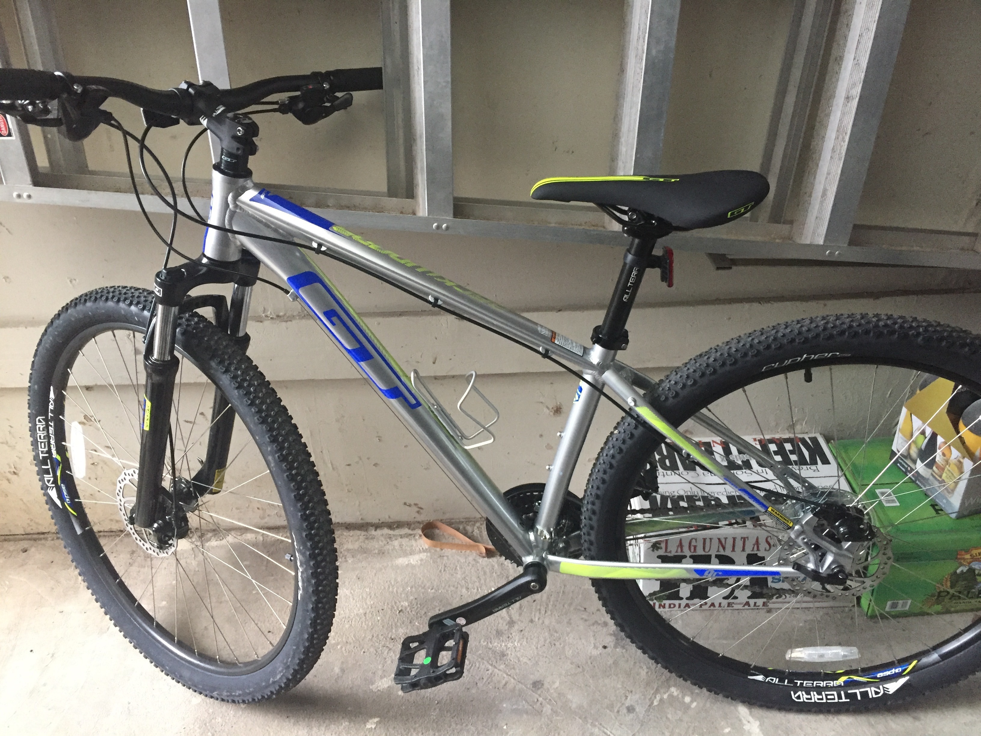 2016 GT Bicycles Backwoods SP SM