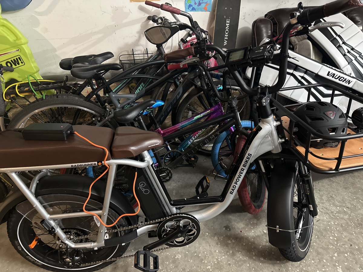 2023 Rad Power Bikes Rad runner plus