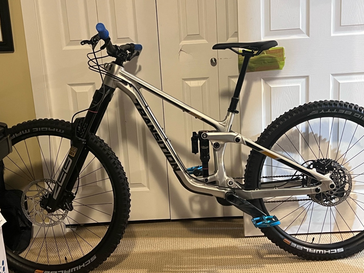 2022 Transition Bikes Spire GX