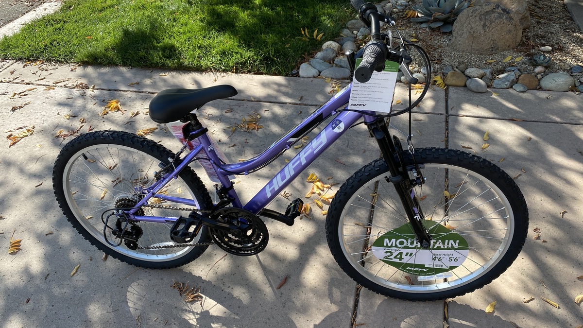 2023 Huffy Rock Creek Mountain Bike