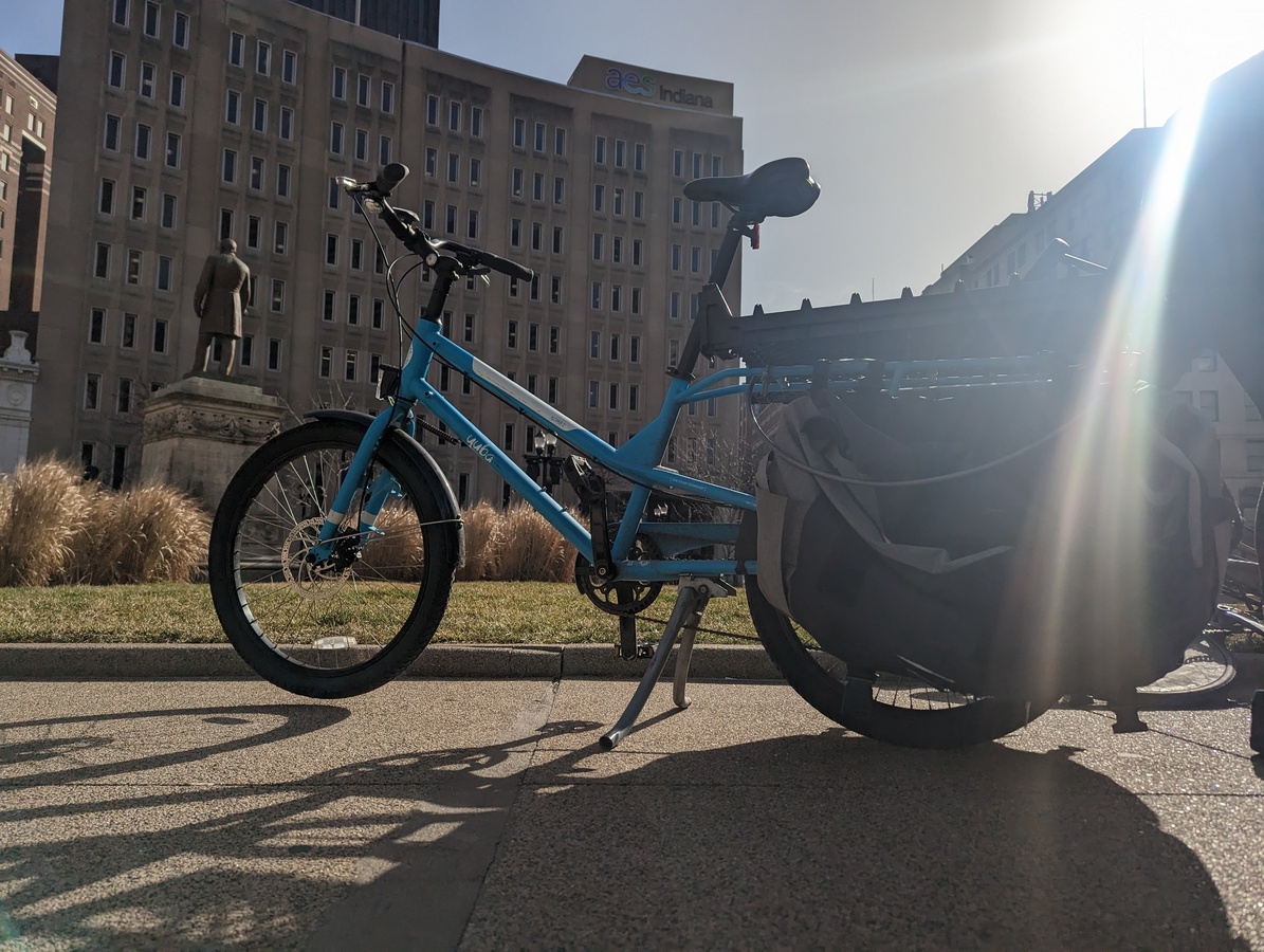 2021 Yuba Kombi M cargo bike rear