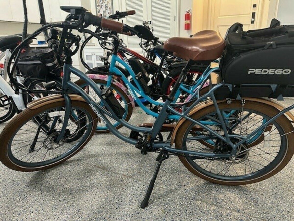 2023 Pedego Interceptor Step Thru