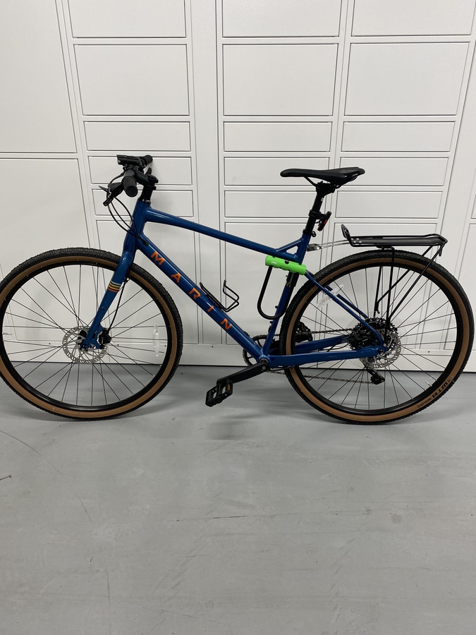 2022 Marin Bikes DSX