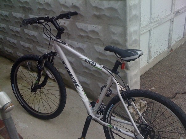 Stolen 2009 Trek 3700