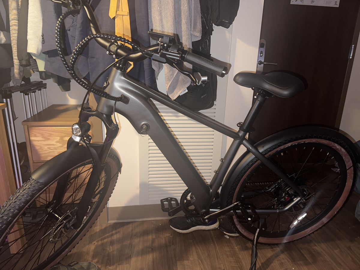 2023 Ride1Up XR - Step over