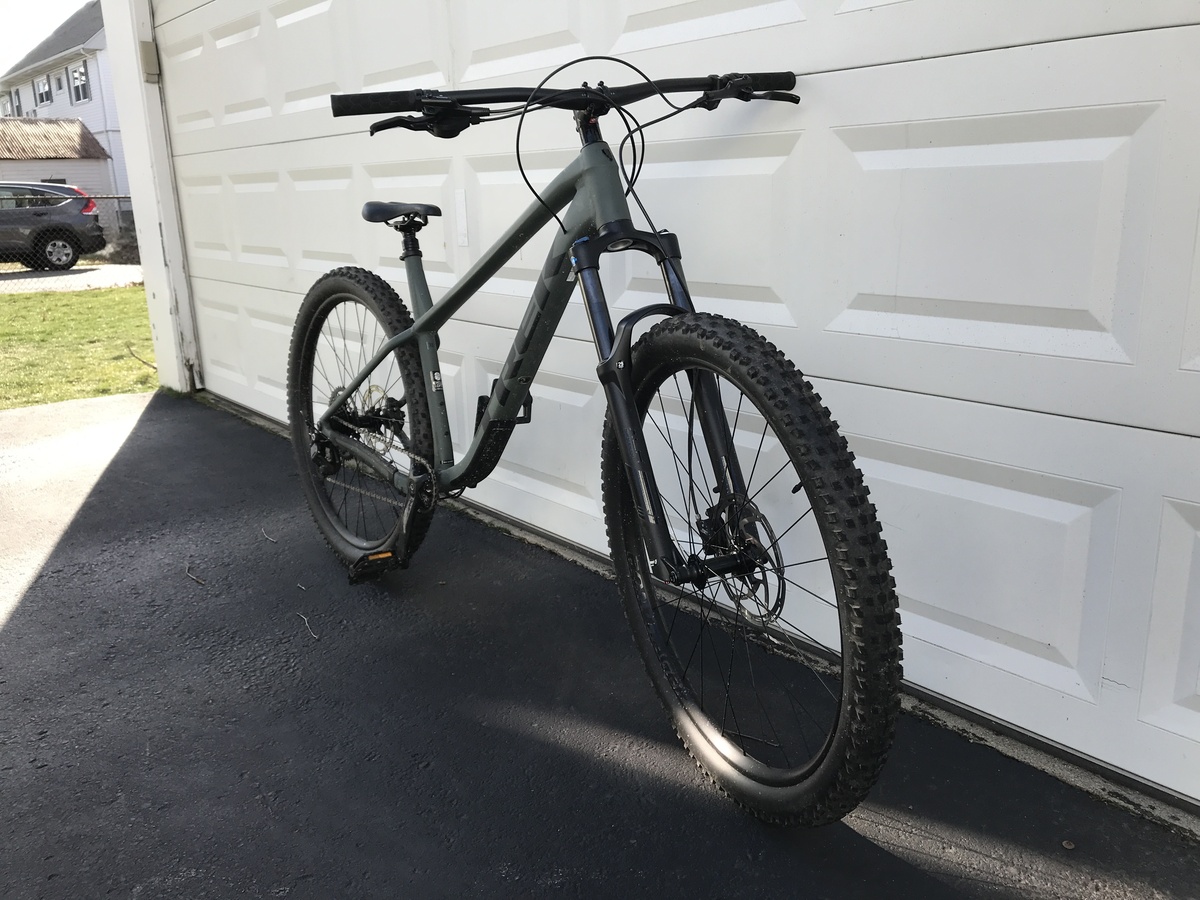 2024 Trek Roscoe 6