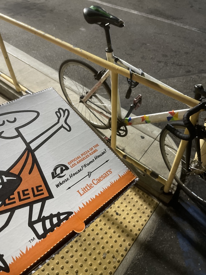 Stolen 2016 Aventón