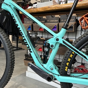 2023 Transition Bikes Spur