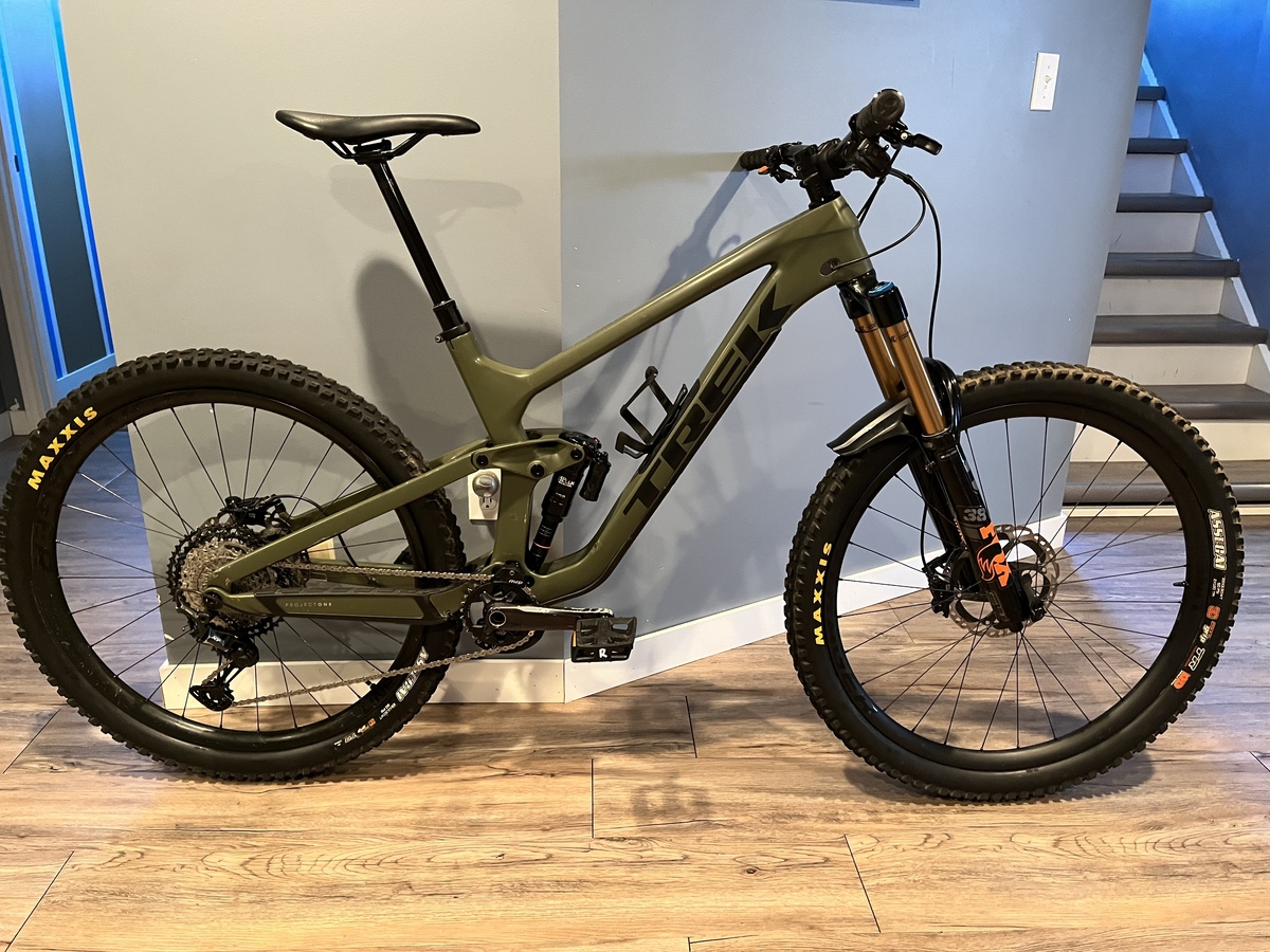 2021 Trek Slash 9.8 XT