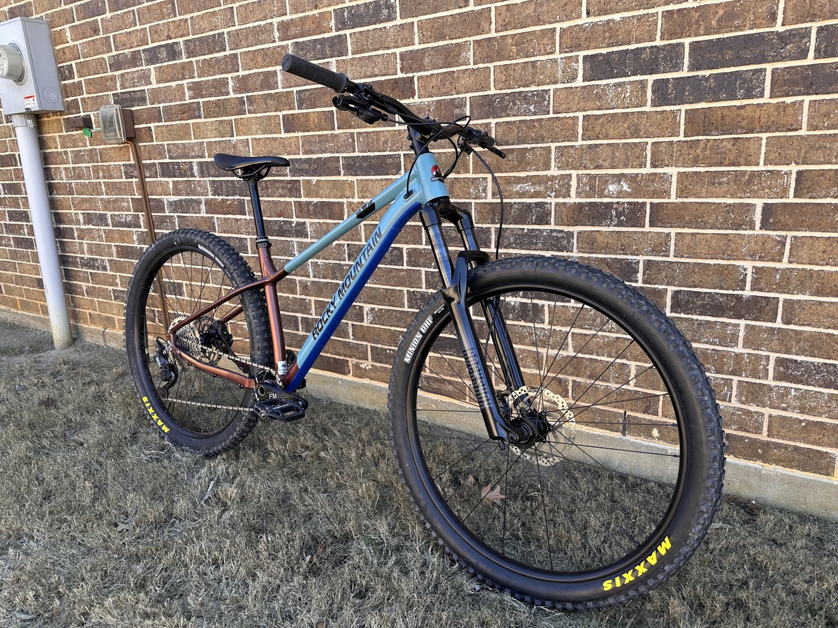 2023 Rocky Mountain Bicycles Growler