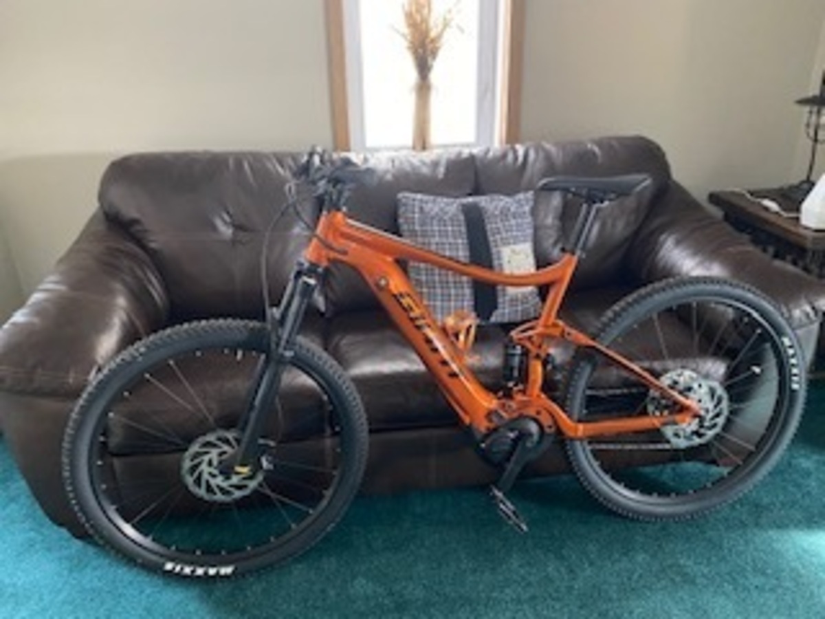 2022 Giant Stance E2