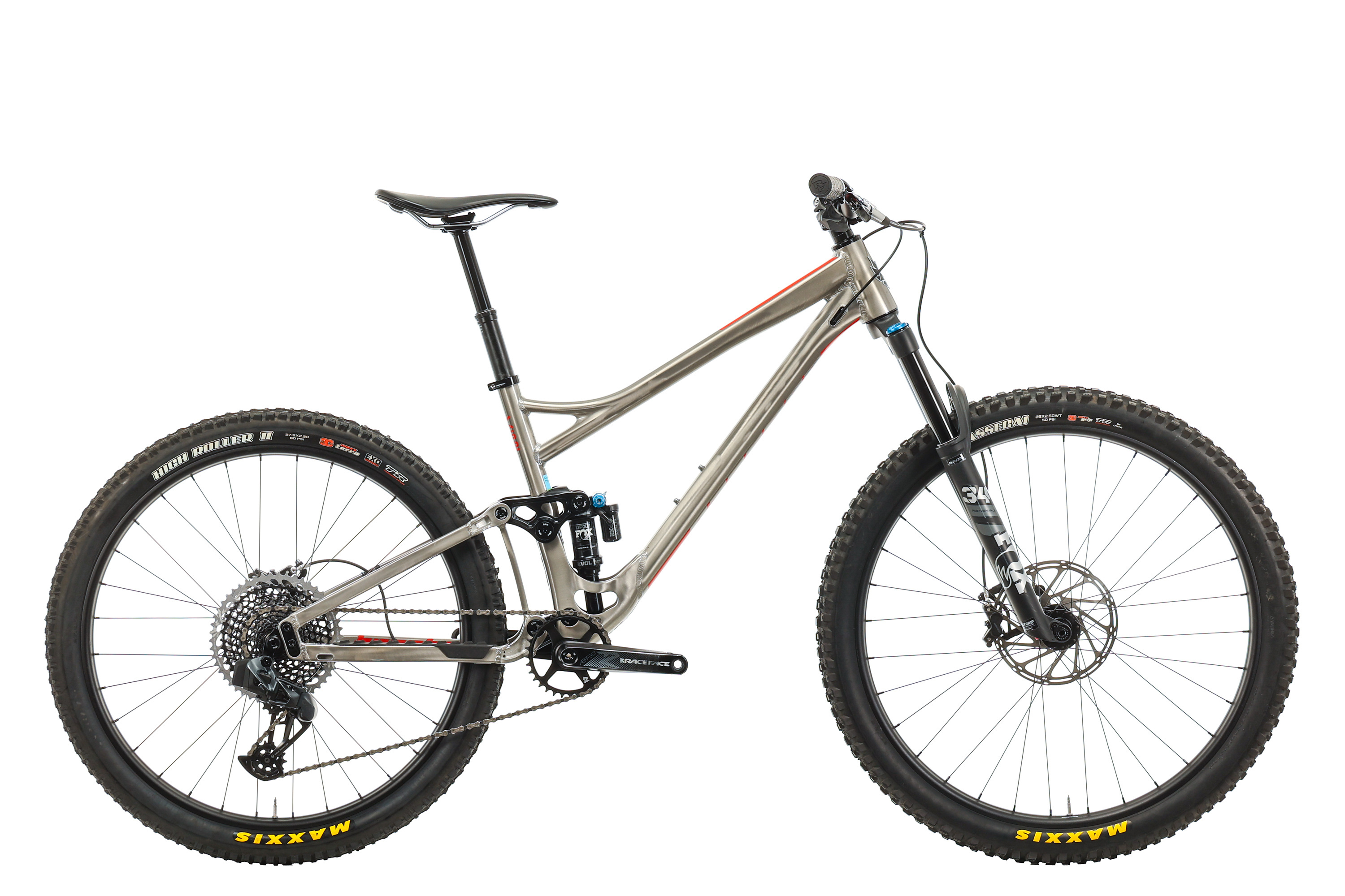 2022 Banshee Bikes Phantom V3