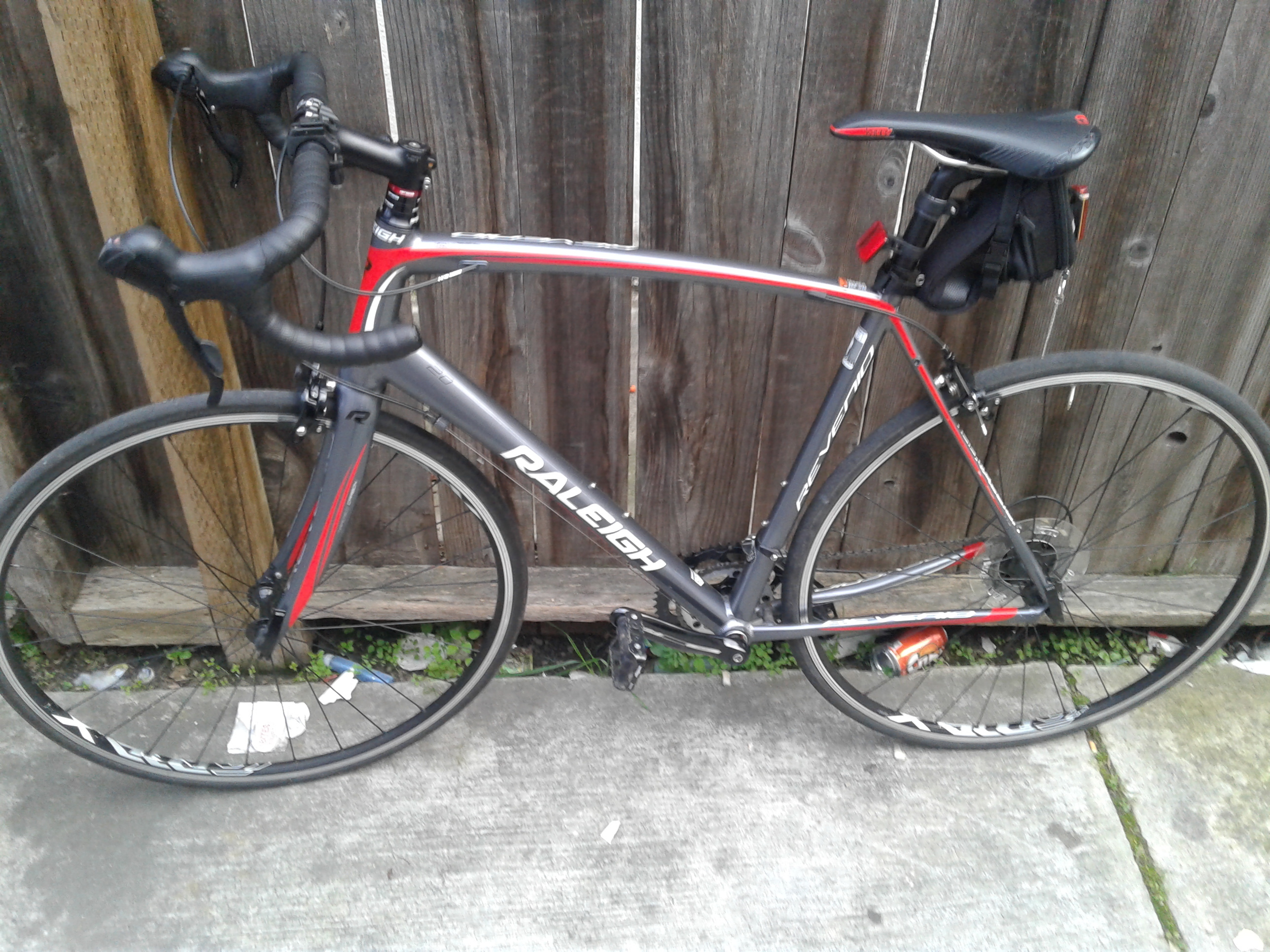 2017 Raleigh Revenio 2.0