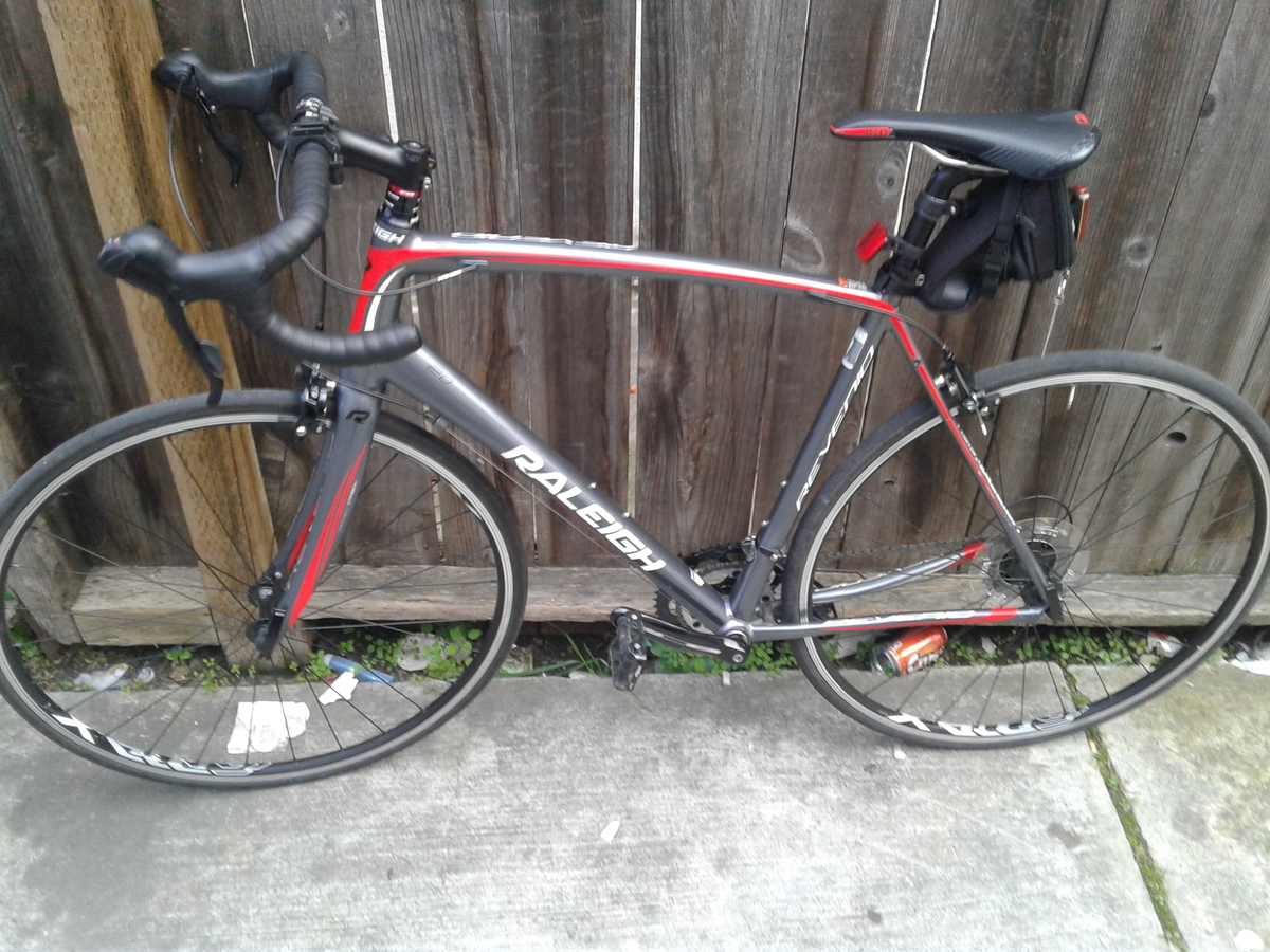 2017 Raleigh Revenio 2.0